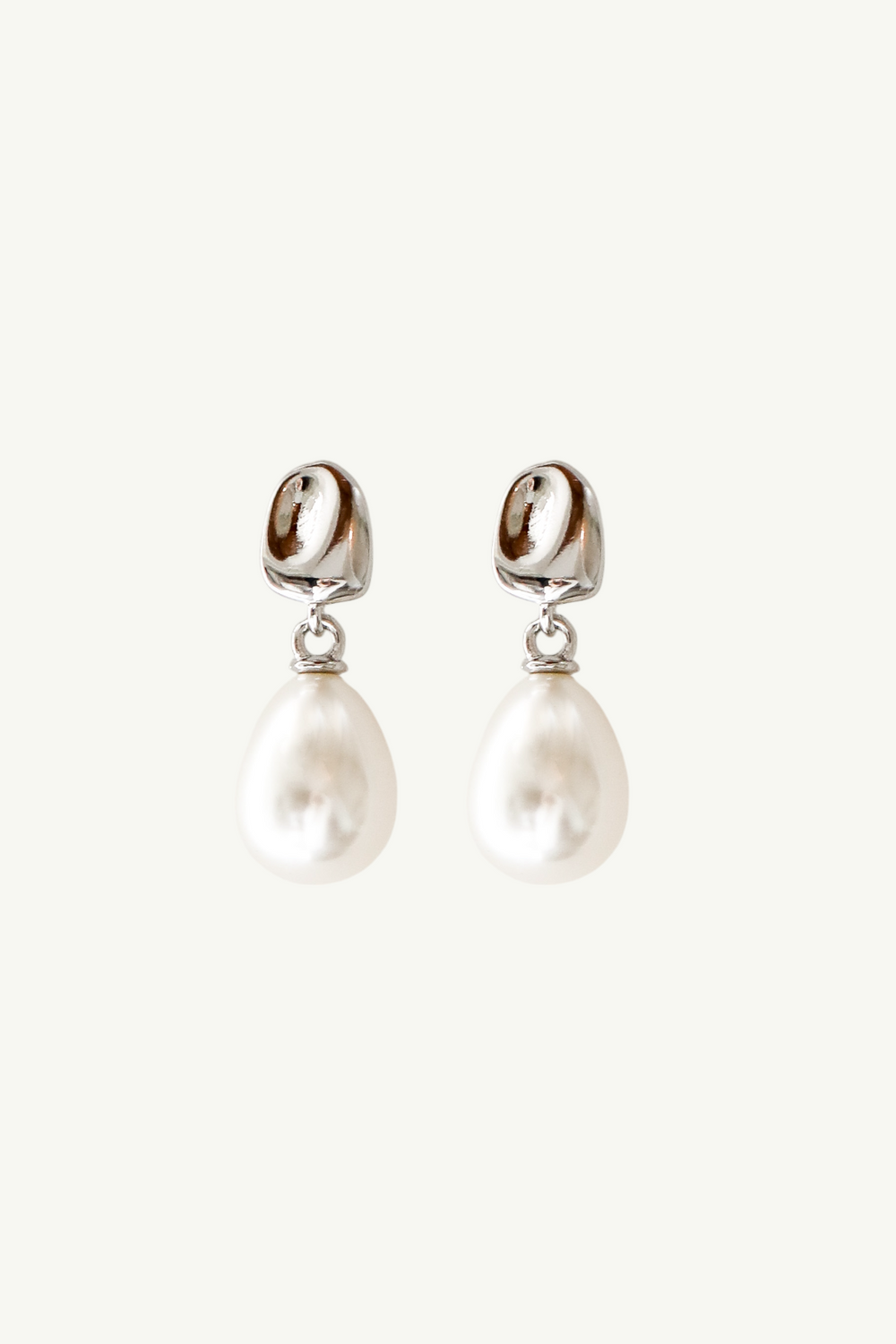 Orb Mini Pearl Drop Earrings | Studio Bride